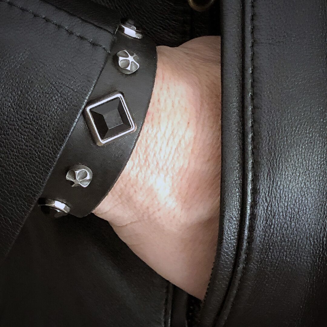 Pulsera Piedras PV negra - Die Verruckt Heit